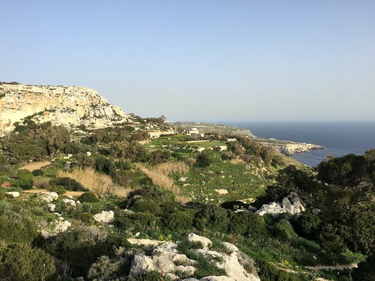 Afternoon Trek to Ghar Hanex Window - Maltatina